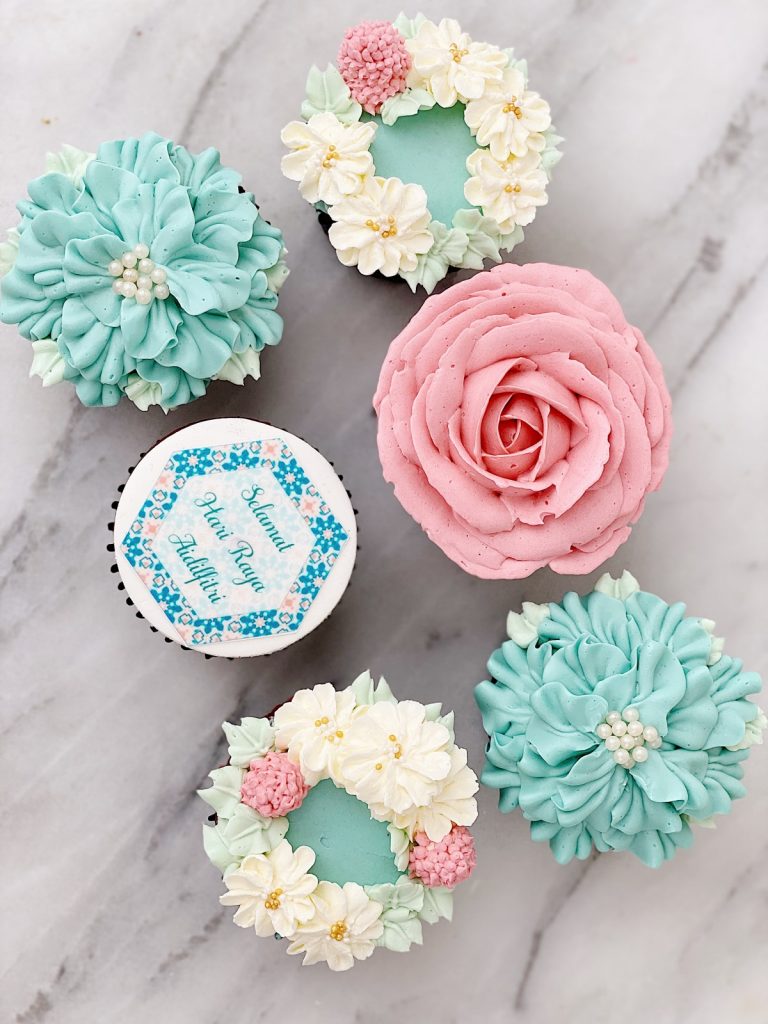 Aisha (Box of 6) – Flower Cupcake - Creme Maison Bakery
