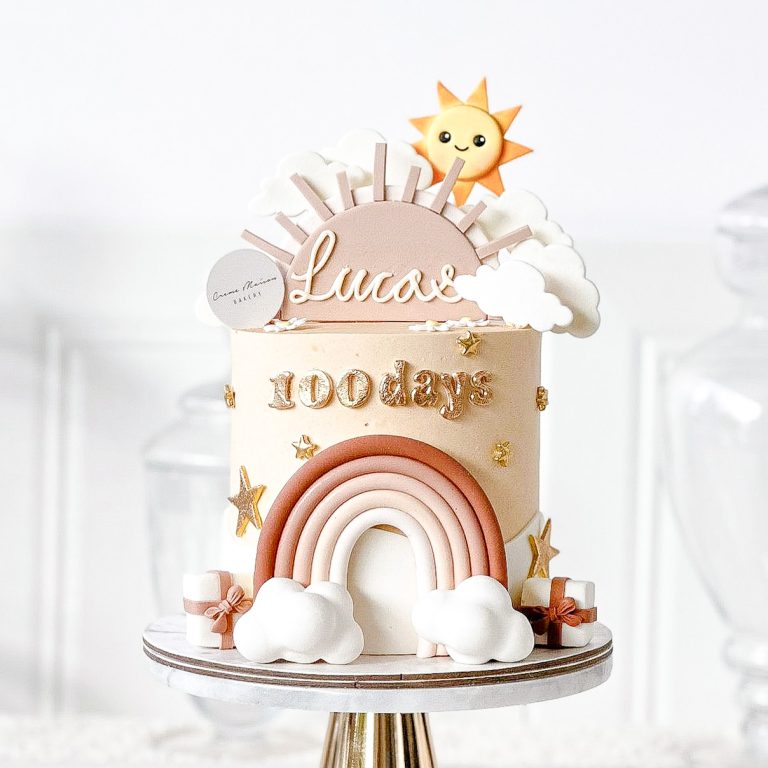 2D comic cakes • Creme Maison Bakery