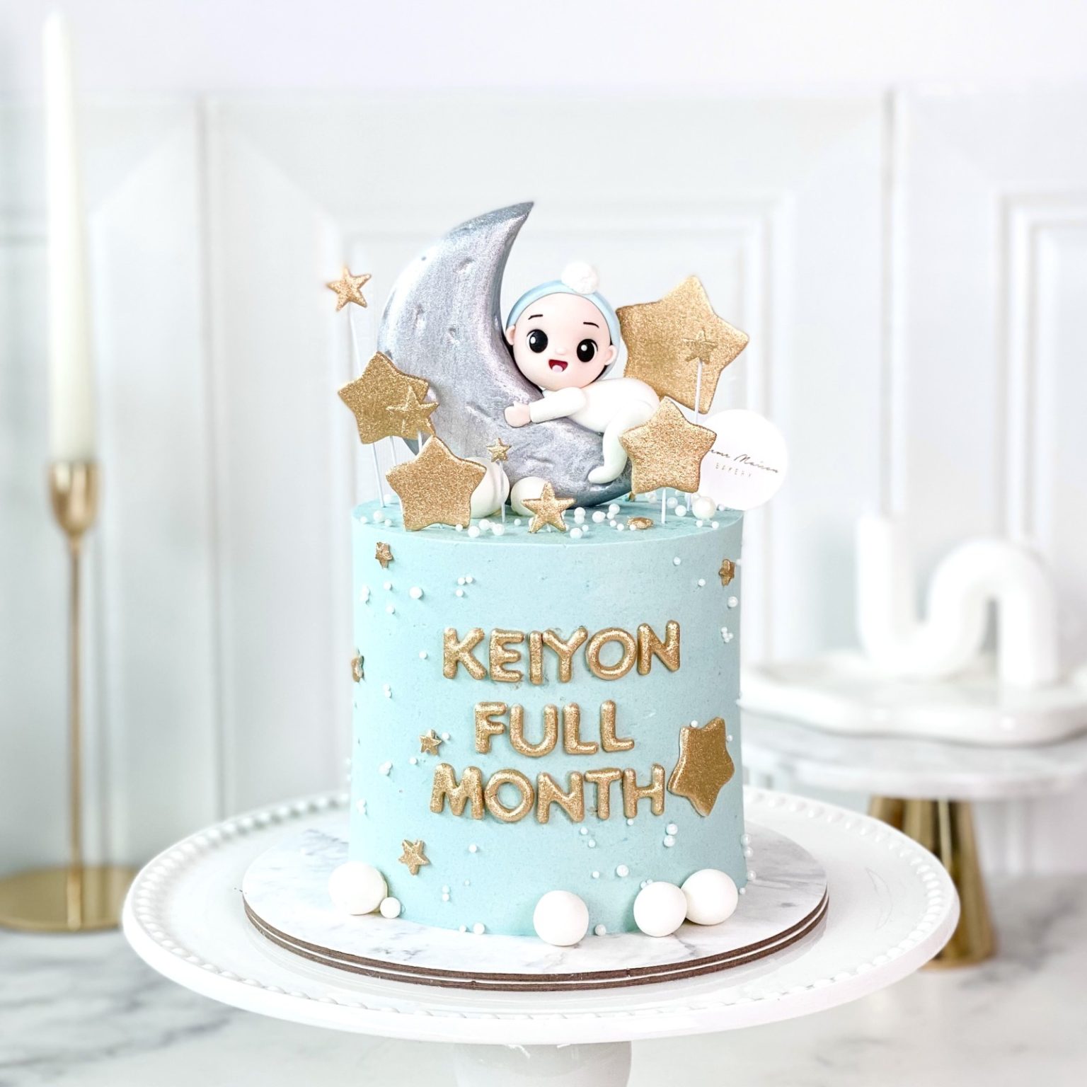 Amaris – Crescent Moon Baby Cake - Creme Maison Bakery