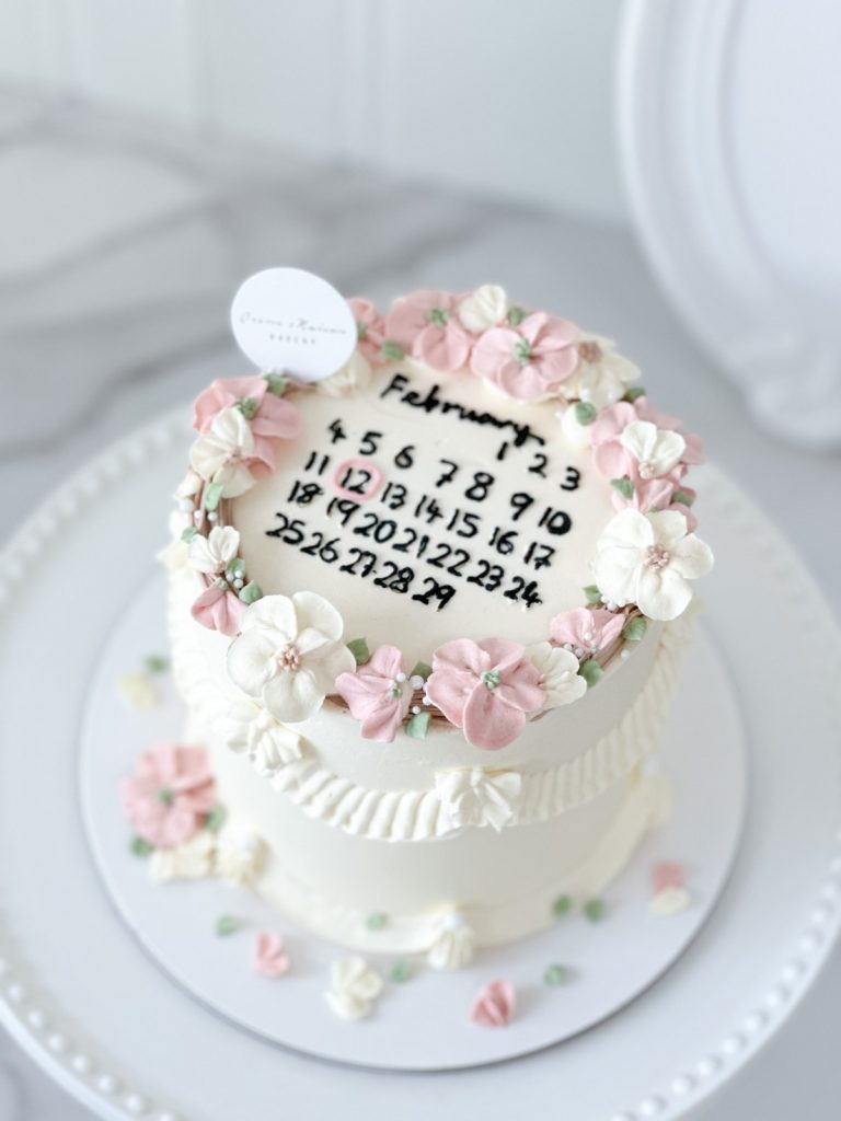 Nina Calendar Floral Cake - Creme Maison Bakery