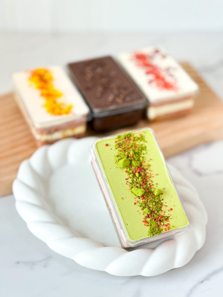 Cake Tasting Set of 4 - Creme Maison Bakery